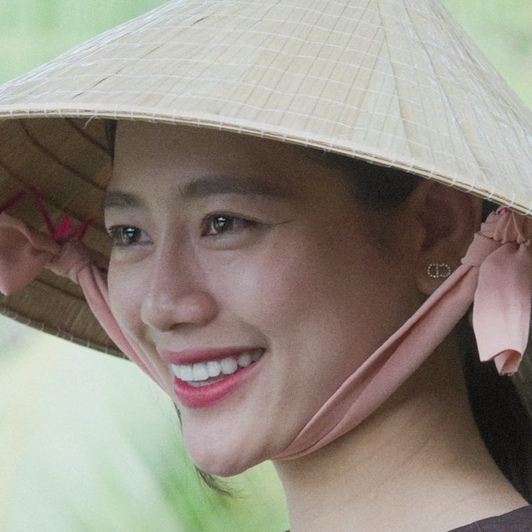 Ánh Kua Vlog - Ánh Kua Vlog Sinh Năm Bao Nhiêu? Tên Thật Là Gì? Ở Đâu? Tiểu Sử? - Naototnhat.com